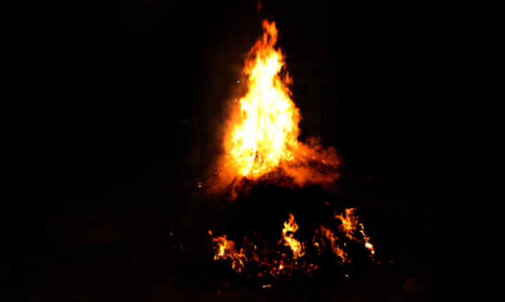 The Role of Fire Ritual During Hindu Cremation Ceremonies